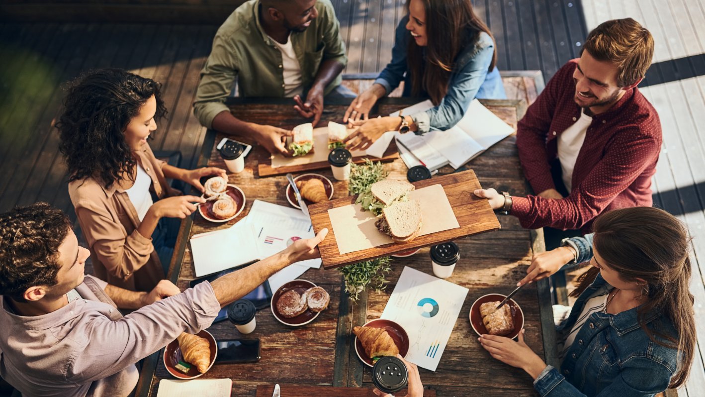 ezCater defines and pinpoints ideal catering partners with Brizo ...